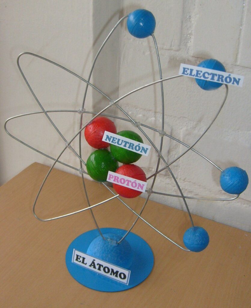 Proyectos Escolares Para Niños Hecho Con Material Reciclado ...