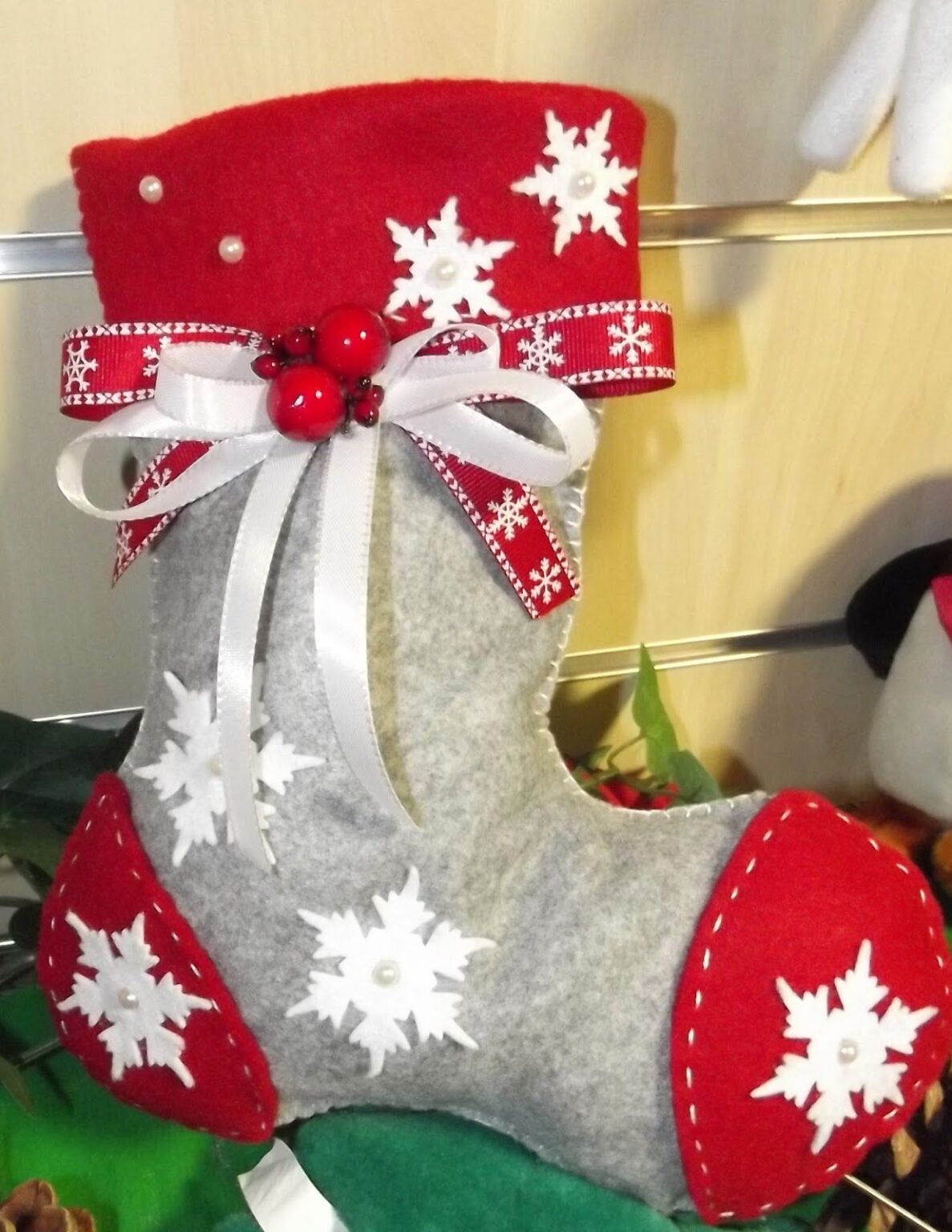 ¡Estas Ideas No Pasarán Por Alto!. Botas Navideñas Hechas Con Tela De ...
