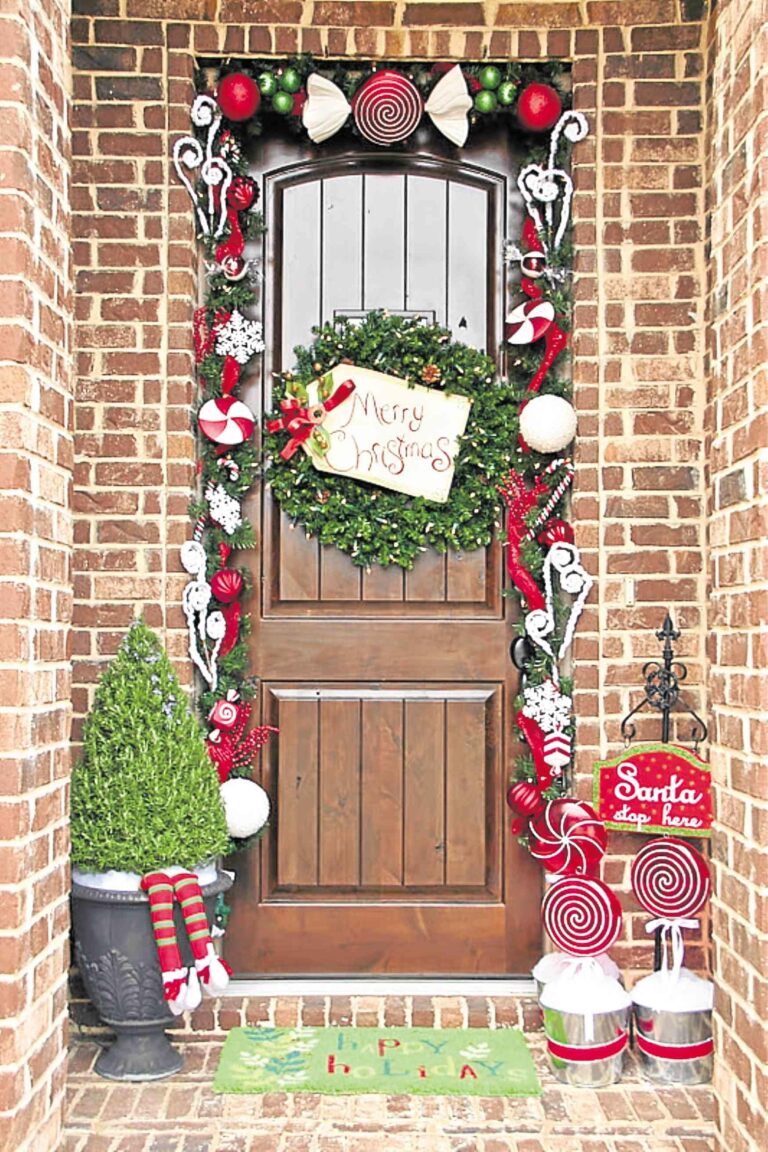 13 Deslumbrantes Ideas Para Decorar Entradas Y Puertas Con Guirnaldas ...