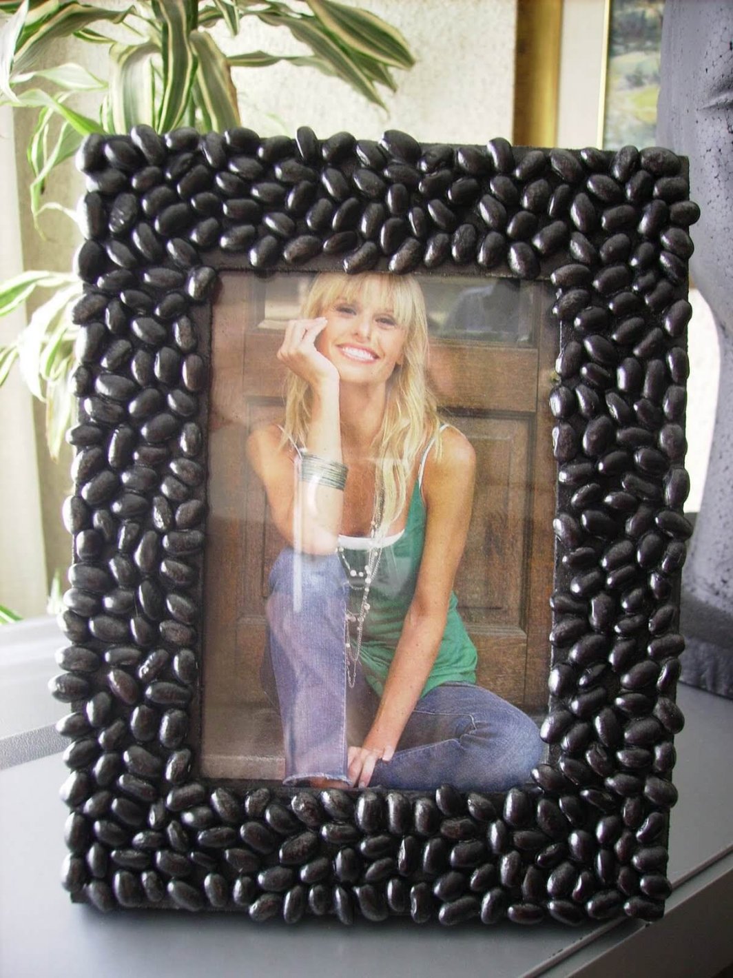 15 Ideas para decorar marcos de porta retratos con diferentes materiales