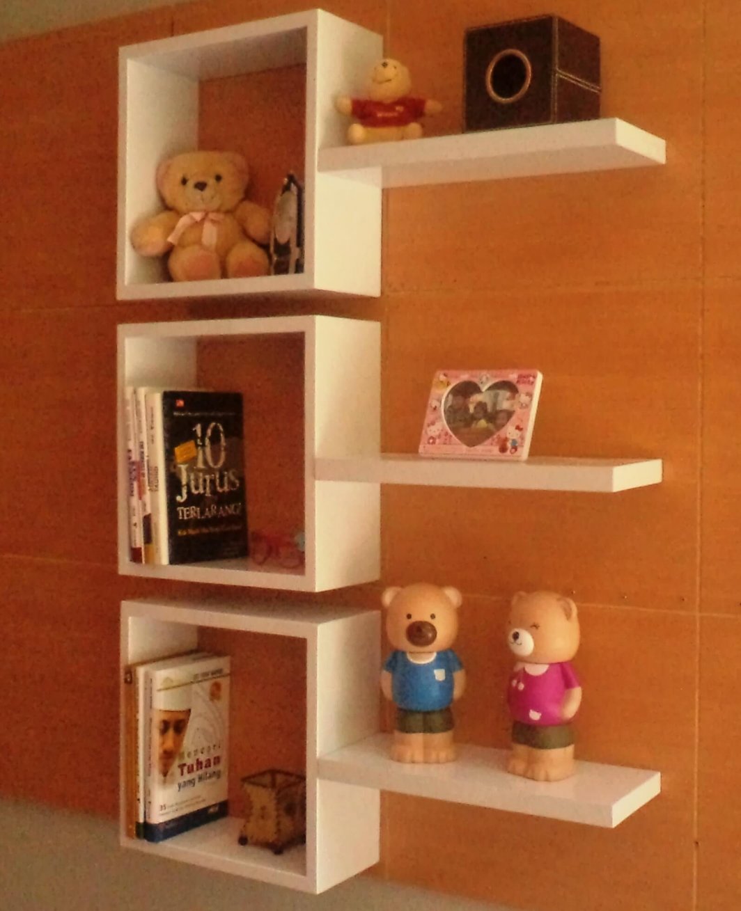 Repisas fáciles de hacer que podrás colocar en cualquier rincón de la casa