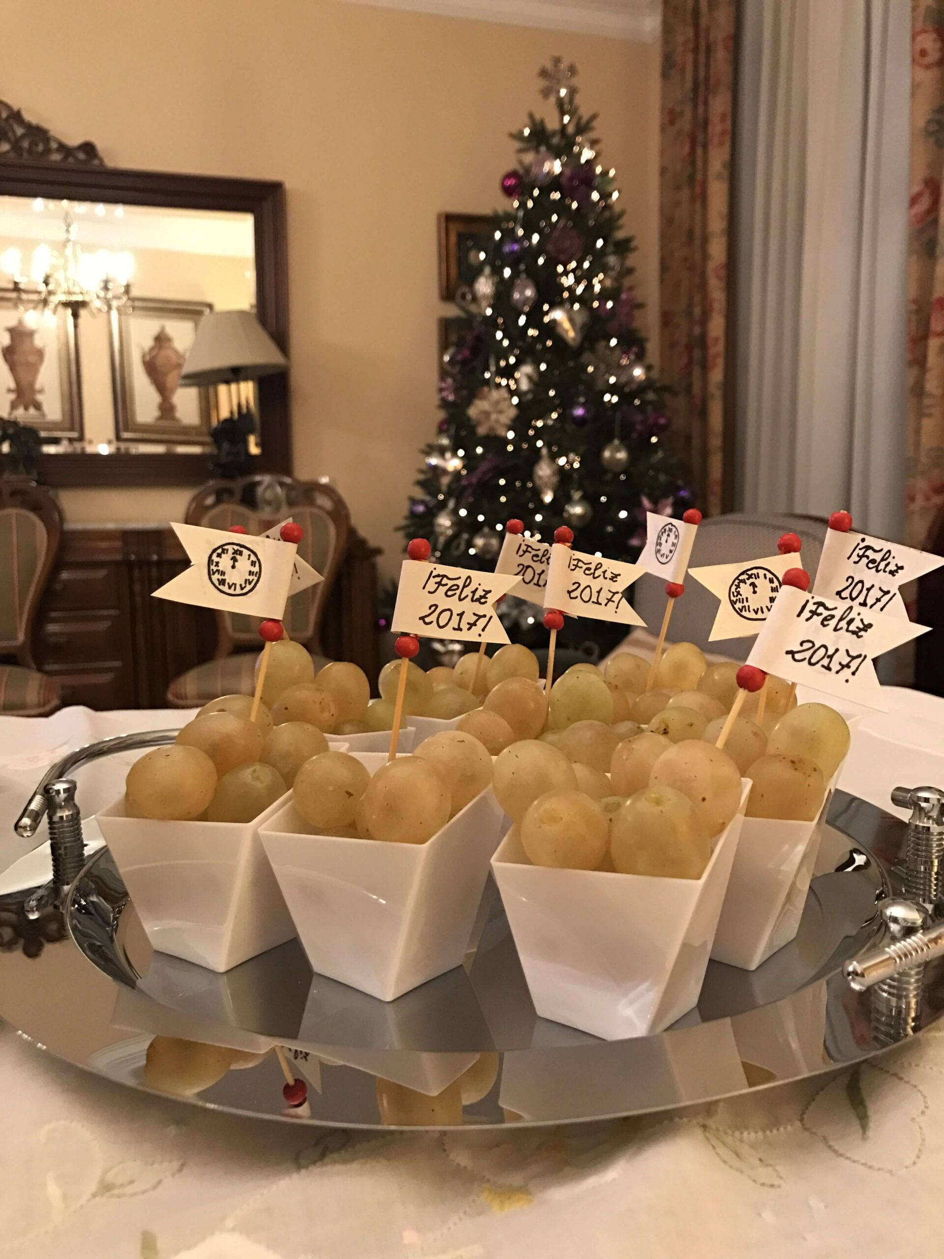 13 Ideas de Decoración Para Presentar Las Uvas en año Nuevo