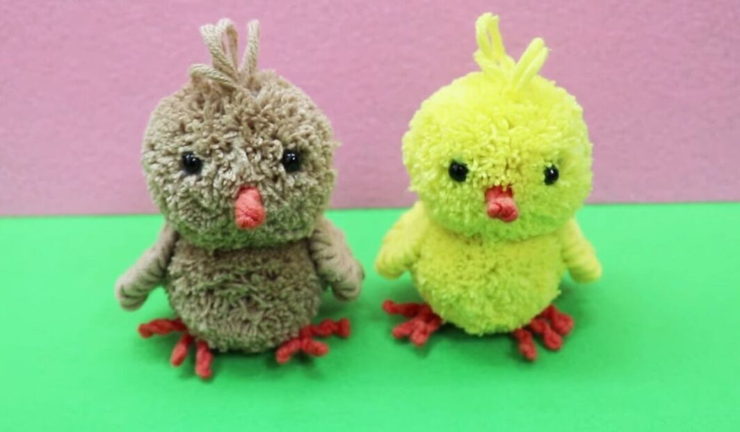 CÓMO HACER UN POLLITO PARA NIÑOS CON HILO DE LANA