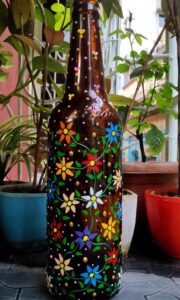 Ideas De Pintado De Botellas De Vidrio Que Añadirán Un Toque Único A ...